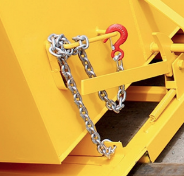 Safety Retaining Chain | No need to replace a skip! | TippingSkips.co.uk
